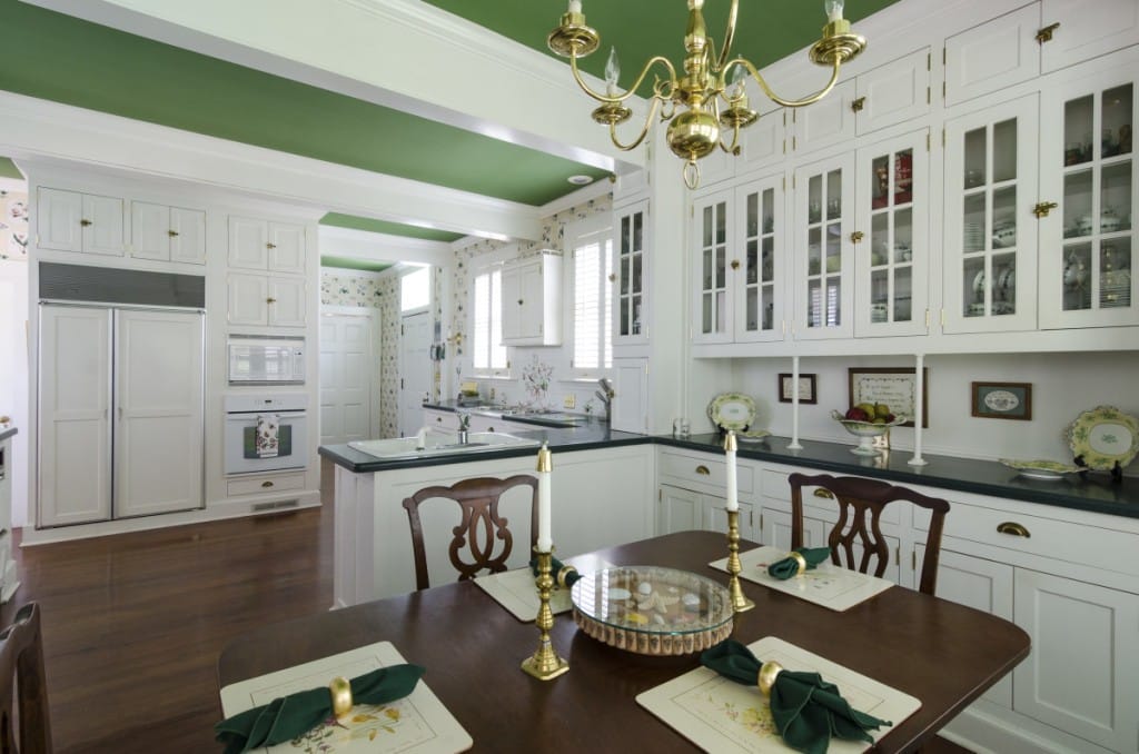 Neel Reid Historic Country Estate on Farm Land Near Atlanta