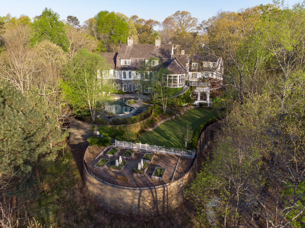 Stunning Home on a Spectacular Lot in Buckhead - Buckhead